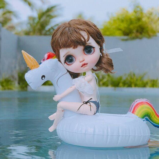 Neo Blythe Doll Swimming Float | This Is Blythe Official Store
