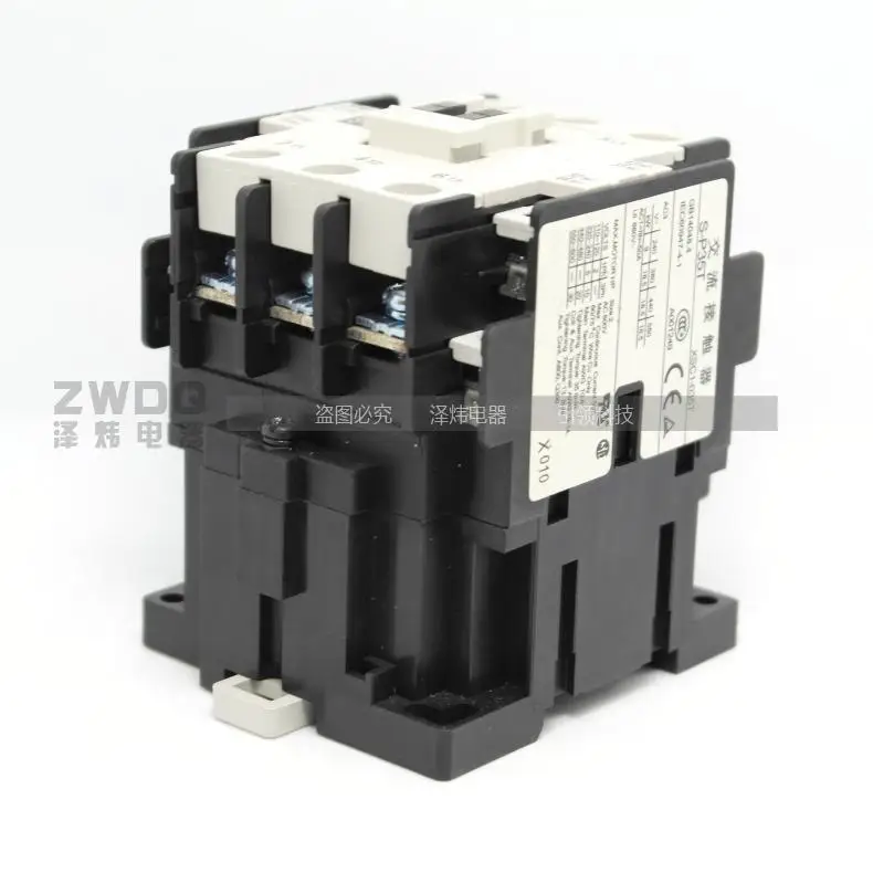 Alternating Current Contactor Energysaving Circuit