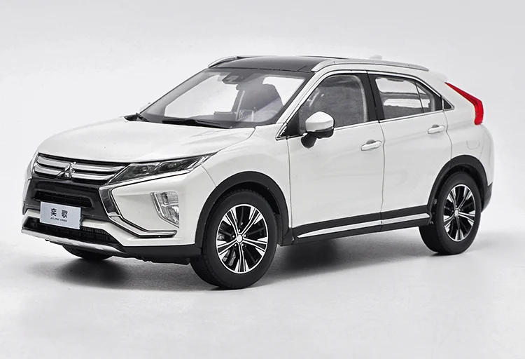 1-18-Diecast-Model-for-Mitsubishi-ECLIPSE-CROSS-2018-White-SUV-Alloy ...