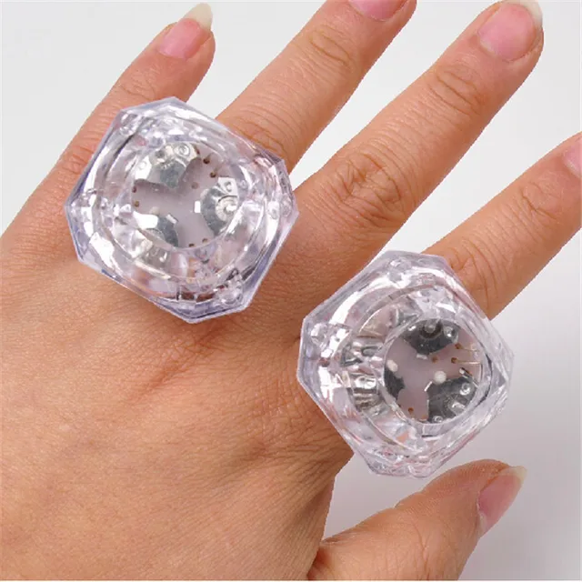 LED Glowing Huge Diamond Finger Ring Novelty Flashing Light up toys for ...