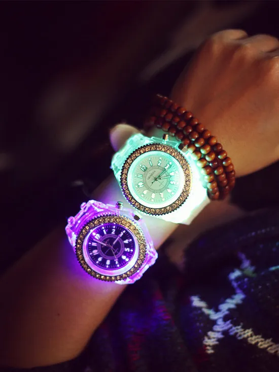 4.2cm 7 Colors LED Night light Wrist Watch Men's Women's Students ...