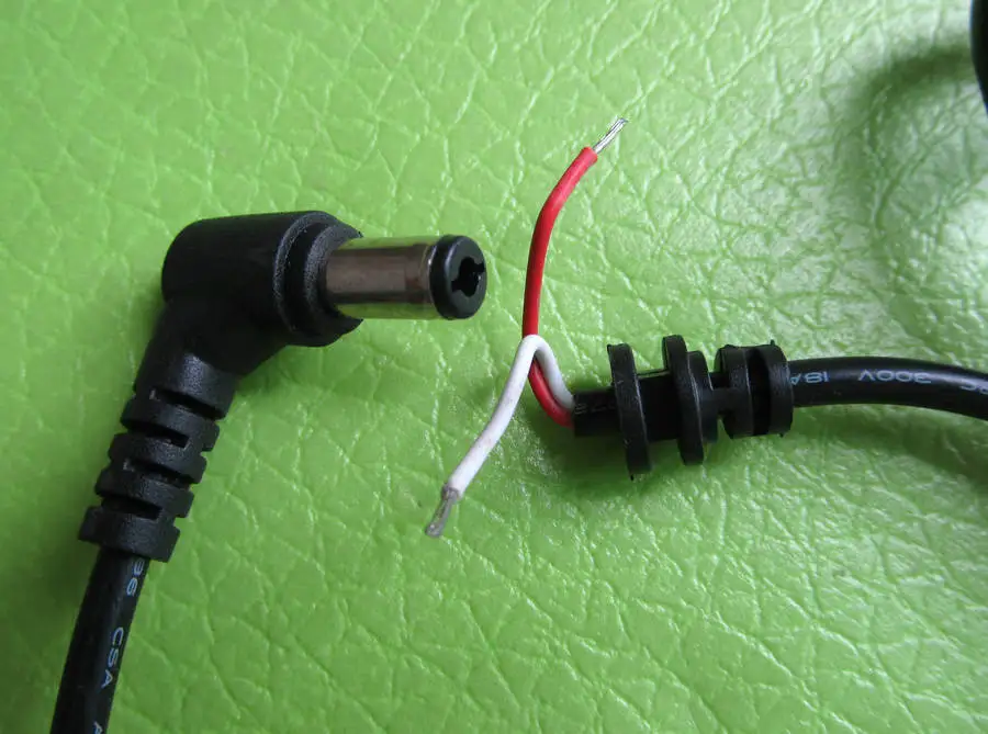 1piece DC 6.3x3.0mm L shaped 90 Right Angle power Charger Plug cable ...