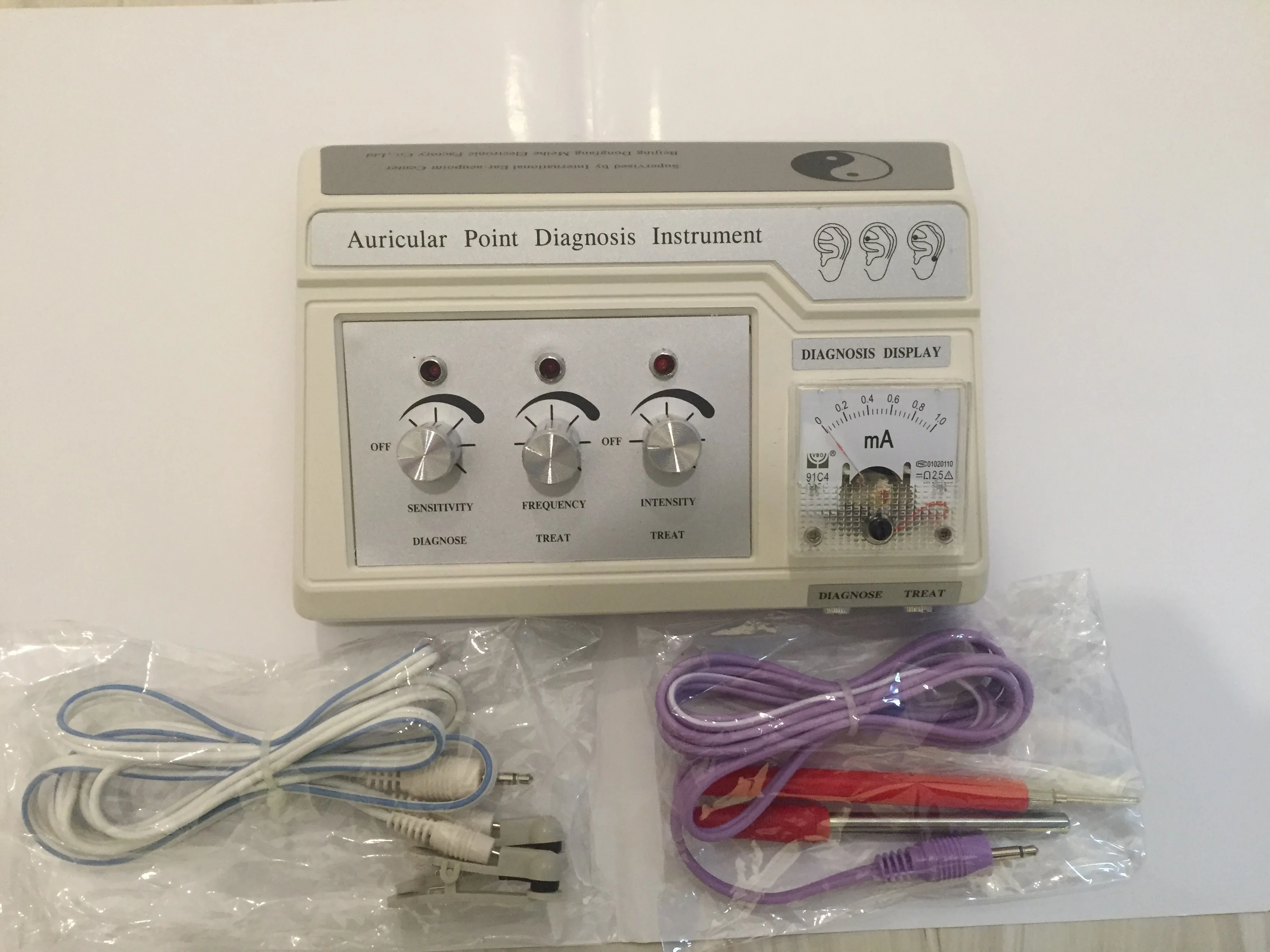 ear acupuncture massage therapy device electronic Auricular point ...