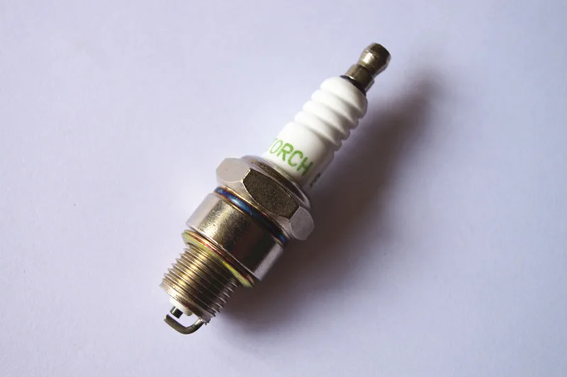 2-X-Spark-plug-fits-Wacker-Neuson-WM80-BS600-BS60-2i-BH22-BH23-BH24 ...