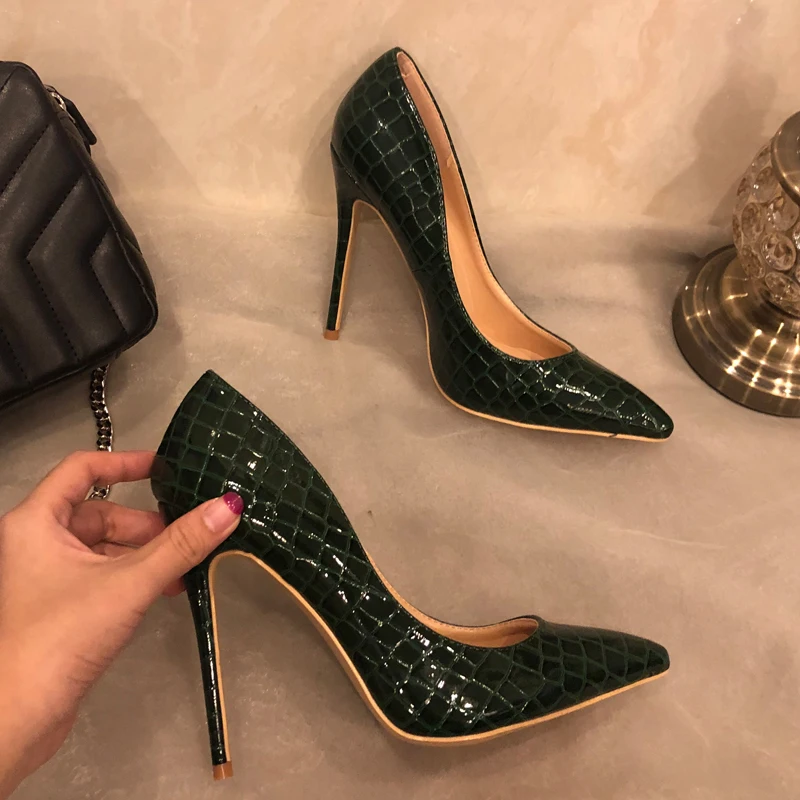 2021 moda frete grátis novo python verde patente couro poined dedo do ...