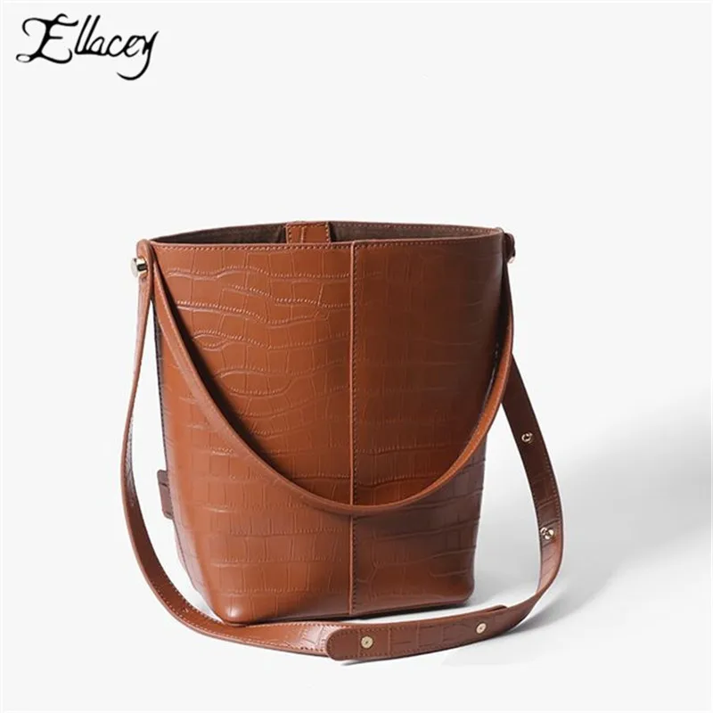 Luxury Bucket Shoulder Bag | Paul Smith