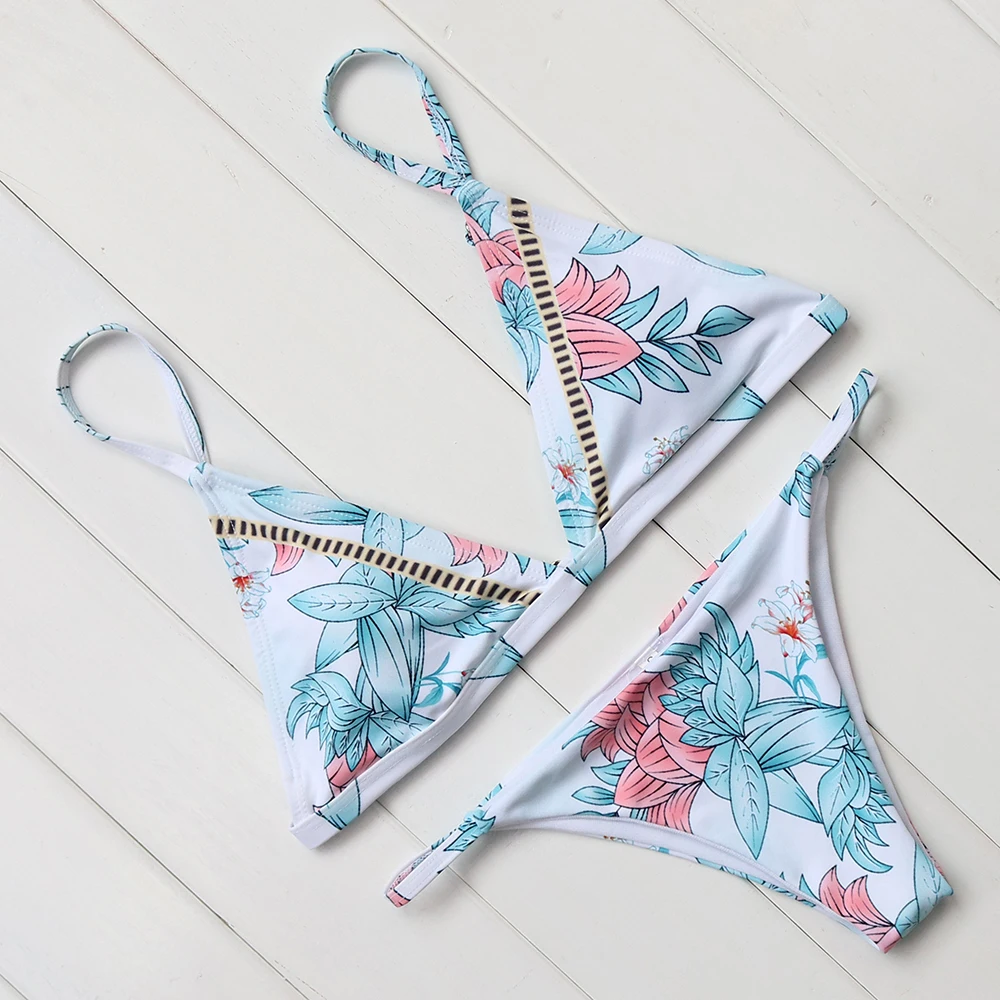 Bikinis 2018 Thong Swimsuit Women Sexy Halter Bandage Swimwear Floral