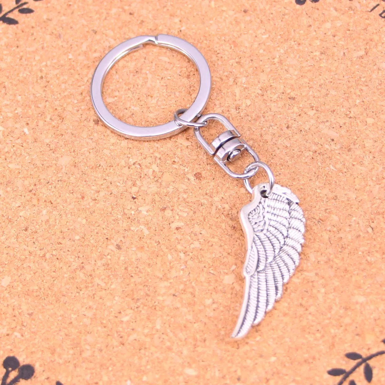 20Pcs angel wings Keychain Novelty Gadget Trinket Souvenir Christmas ...
