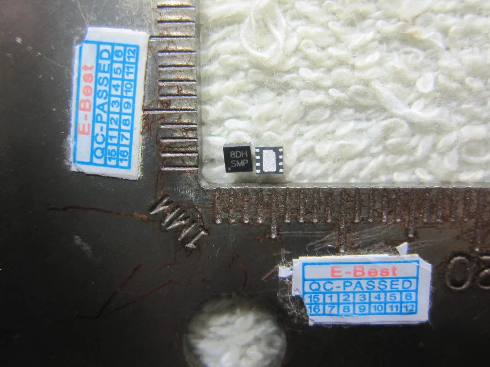 1ชิ้นใหม่ISL 6208 DHRZ ISL6208 ISL6208D ISL6208DH ISL6208DHR BDH 8DH ...