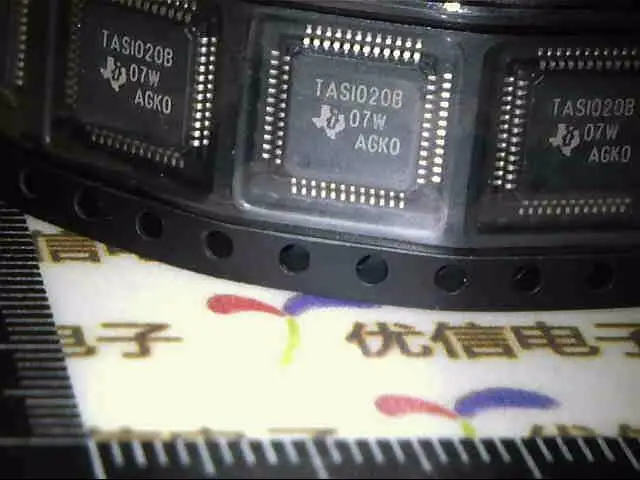 20 UNIDS Chip TAS1020B TQFP 48 chip de interfaz de audio USB nuevo ...