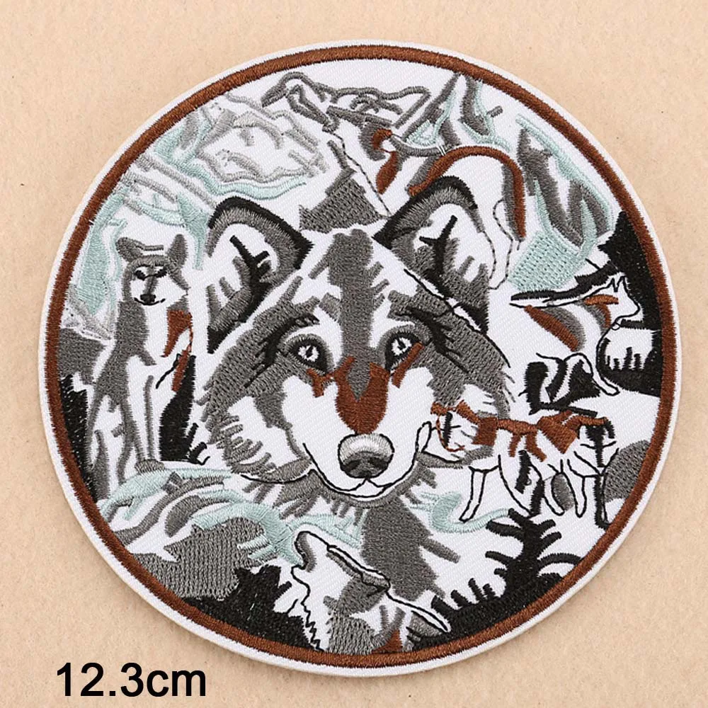 Full Embroidered Wolf Animal Iron On Embroidered Clothes Patches For Clothing Stickers Garment ...