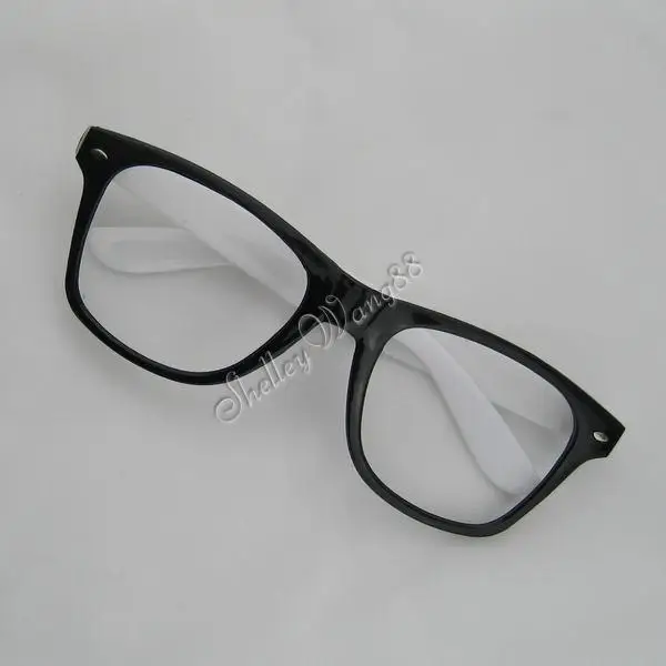 What are those little silver pieces on the sides of glasses called? : r ...