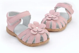 2017 new genuine leather girls sandals in summer walker shoes with flowers antislip sole kids ...