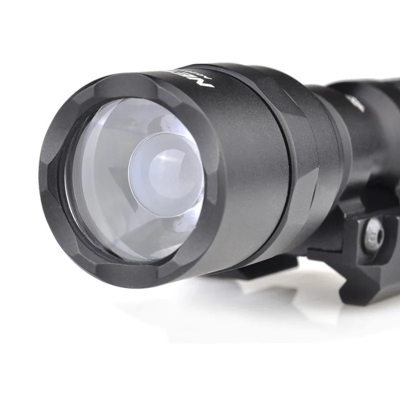 Element SF M300AA Mini Scout Light Gun Tactical Flashlight Penligh 200 ...
