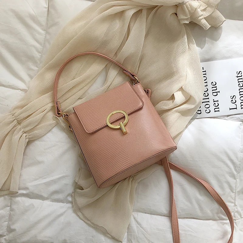 Stone Pattern Leather Shoulder Bag | IUCN Water