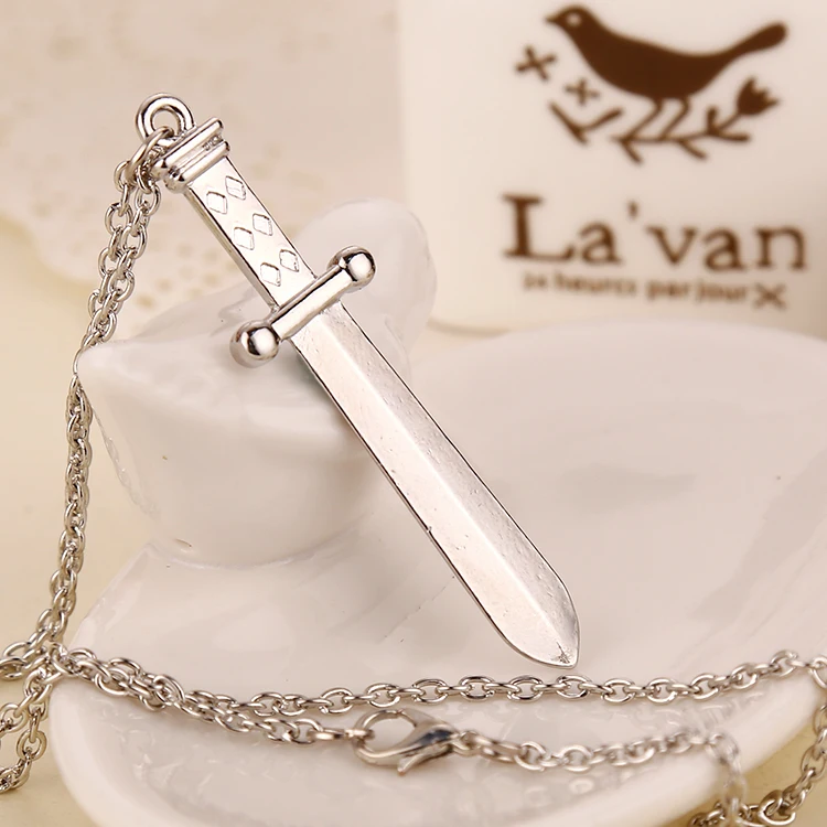 The Expendables 2 Necklace Sylvester Stallone Sword Dagger Knife ...