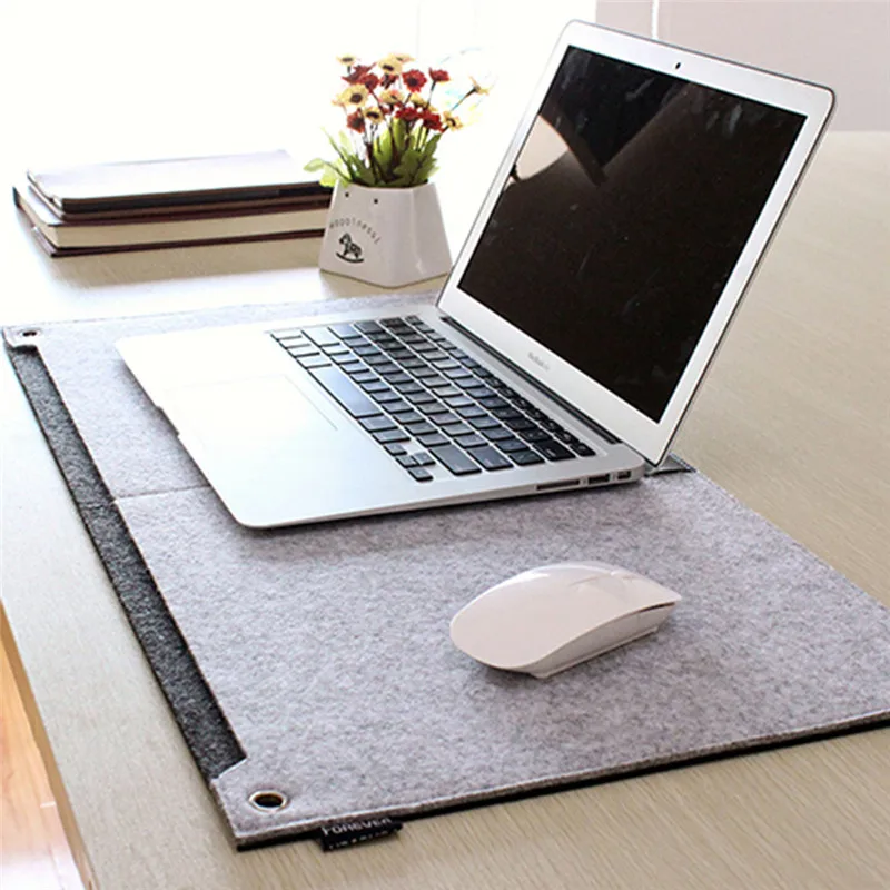 The Oversized Mouse Pad Mat Mouse Pad Thickening Blankets Computer Game Desk Pad Mouse Mat 63cm