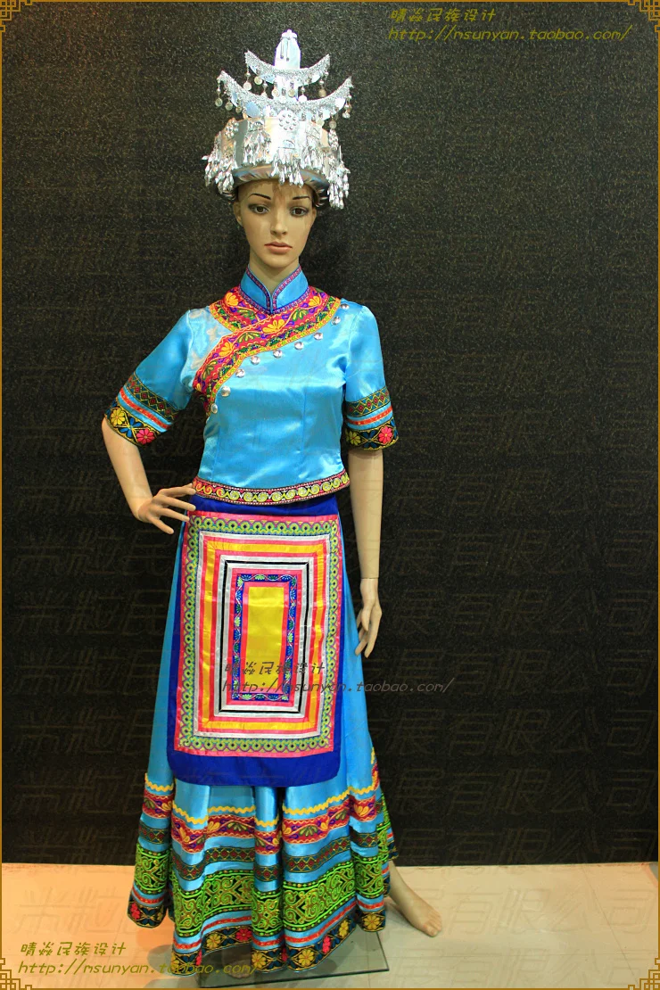 Taiwan Folk Dance Costume