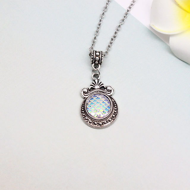 Colorful Fish Scale Necklace