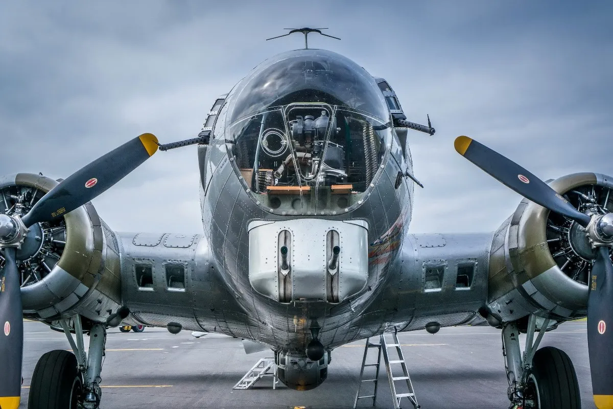 B-17F Flying Fortress - WalkAround - Photographies - English