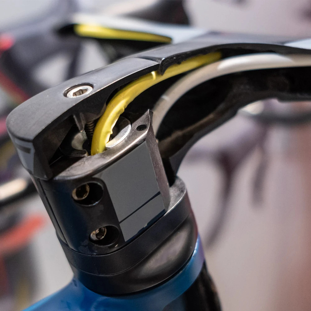 Warranty THE ONE CARBON INTEGRATED HANDLEBAR INTERNAL CABLE ROUTING FSA ...