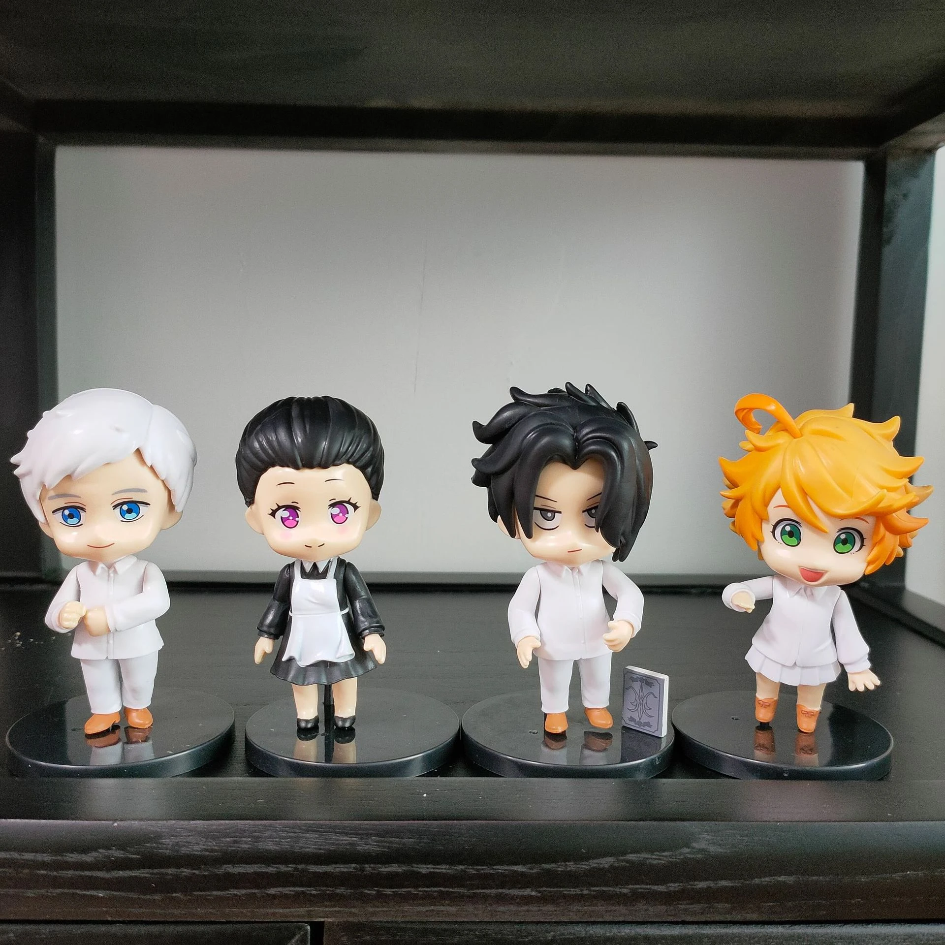 Figuras de acción de PVC de The Promised Neverland para niños ...
