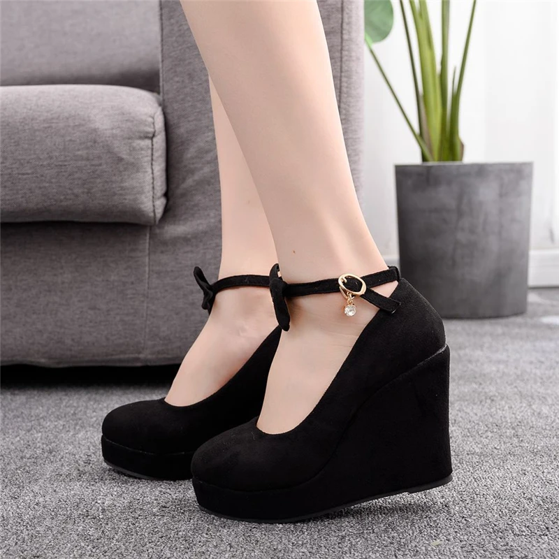 Mary Jane Wedges With Bow