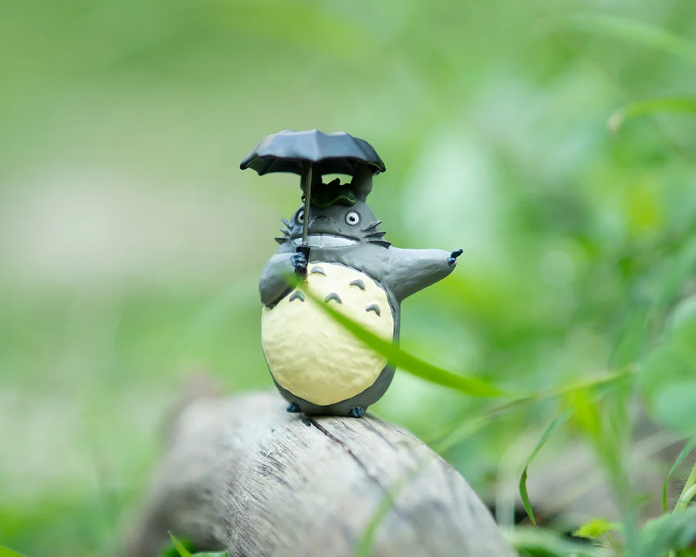 Totoro Flying With Umbrella