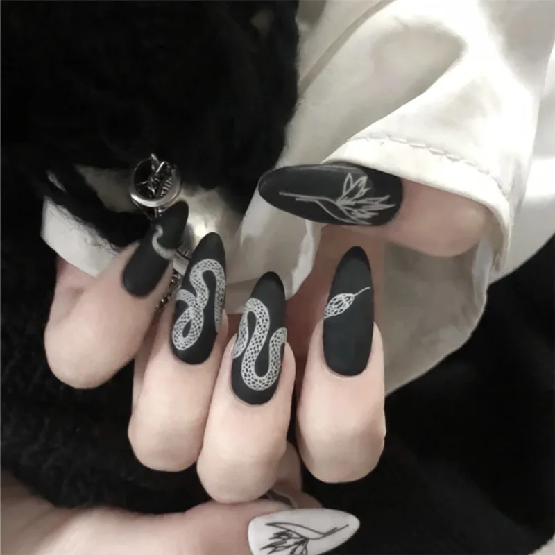 24pcs/set Long Stiletto Fake Nails Punk Snake Pattern Black White Matt ...
