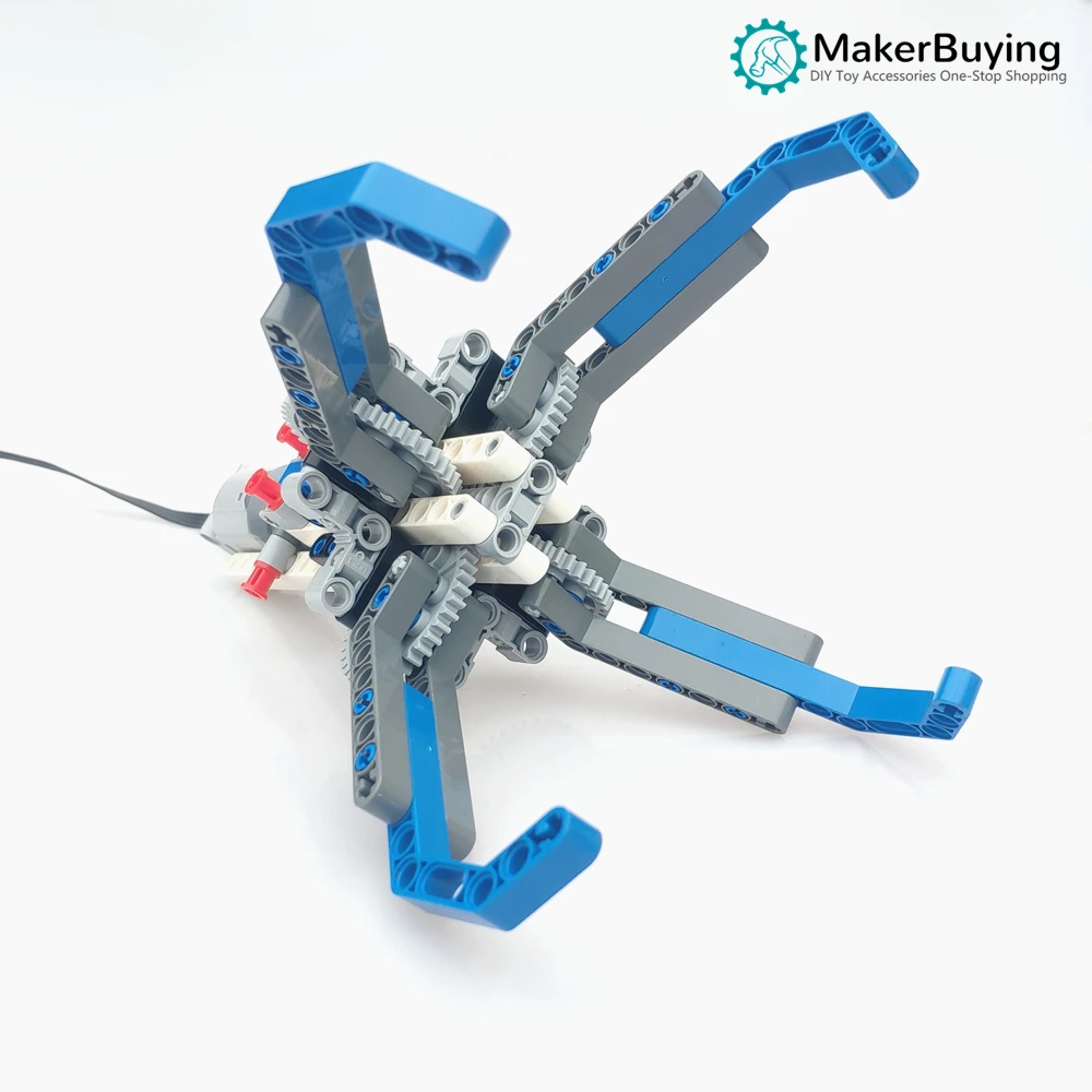 Manipulator gripper compatible with Lego mechanical gear turbine ...