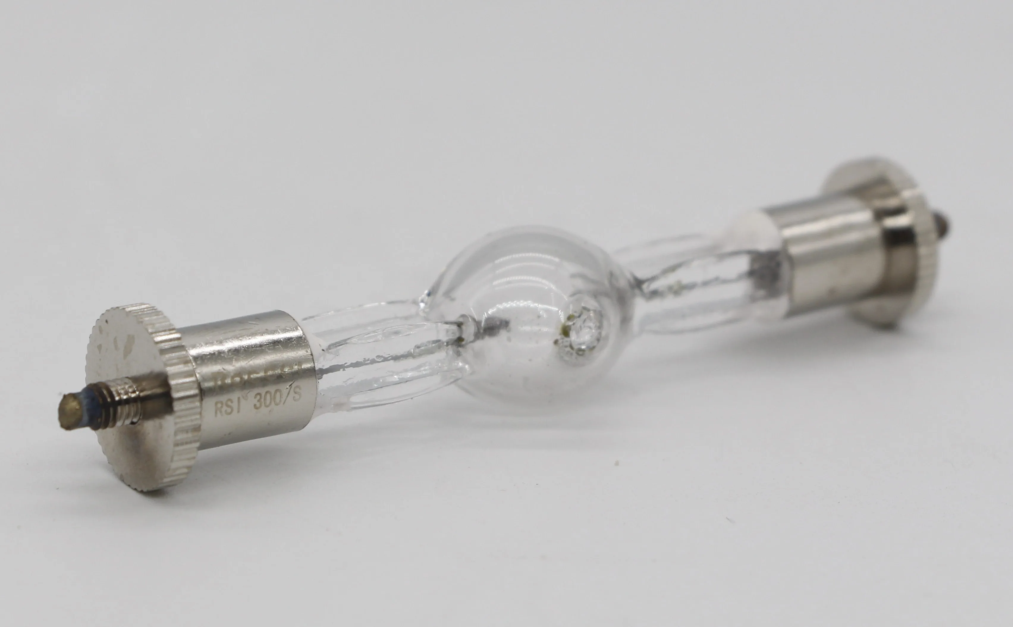 Double ended HMI300W/S SFC10 4 Metal Halide Lamp HTI300W for Stage Bar ...