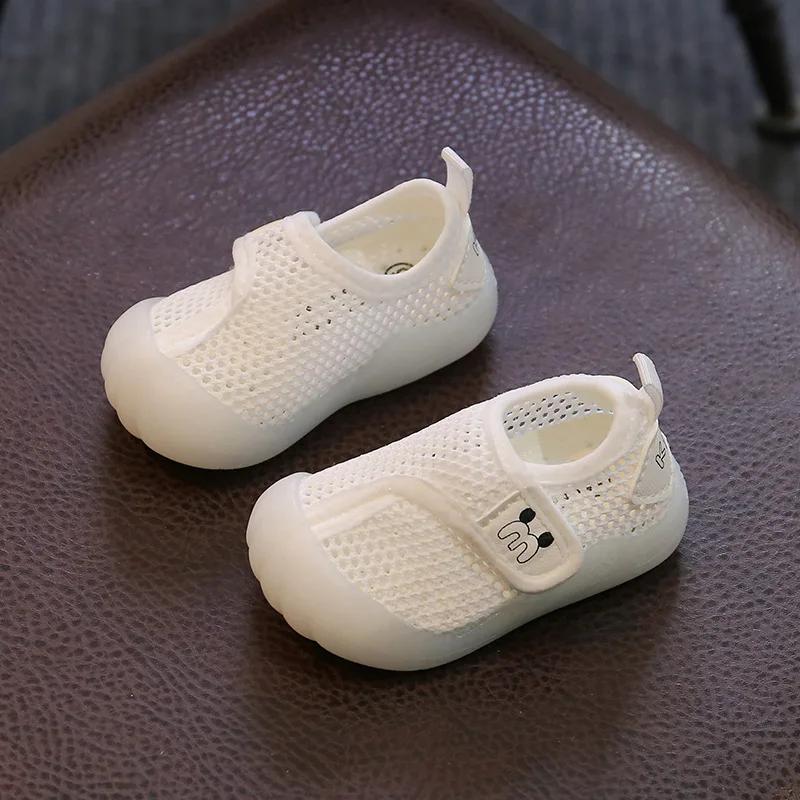Baby Mesh Shoes | Mustela Baby