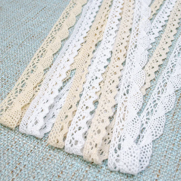 Cream Lace Pattern