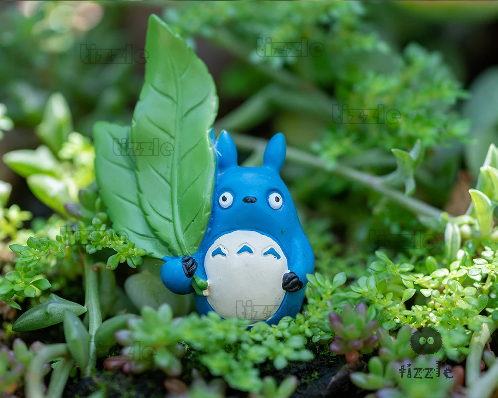 Blue Totoro Leaf
