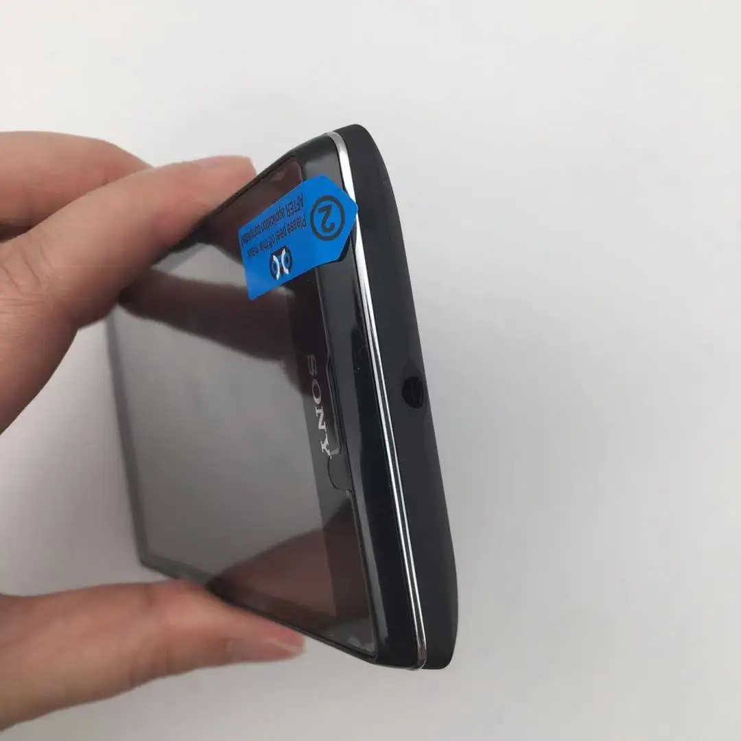 Xperia L Black In Hand