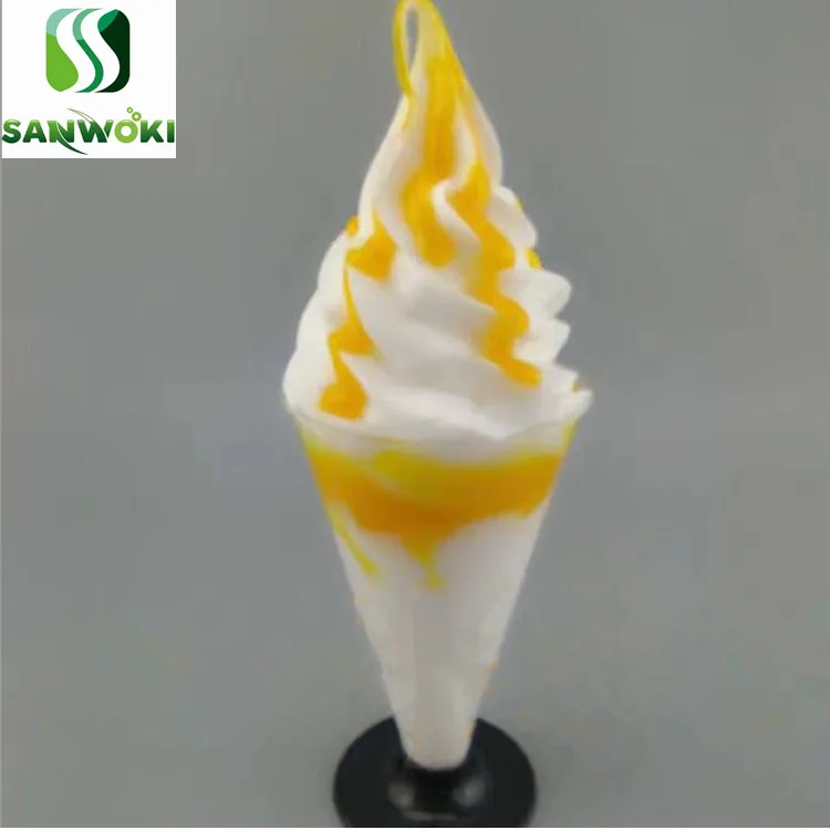 zelle-tirilmi-dondurma-Sundae-g-dalar-modeli-yapay-k-p-k-meyve-Sundae ...