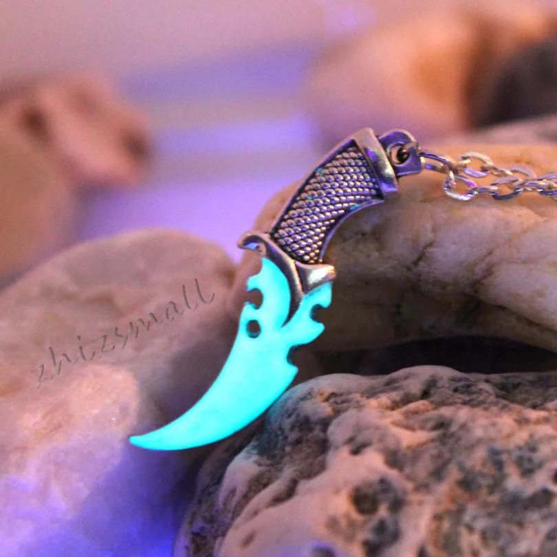 Luminous-Necklace-Dagger-Stiletto-Necklace-Turkey-Scimitar-Pendants ...