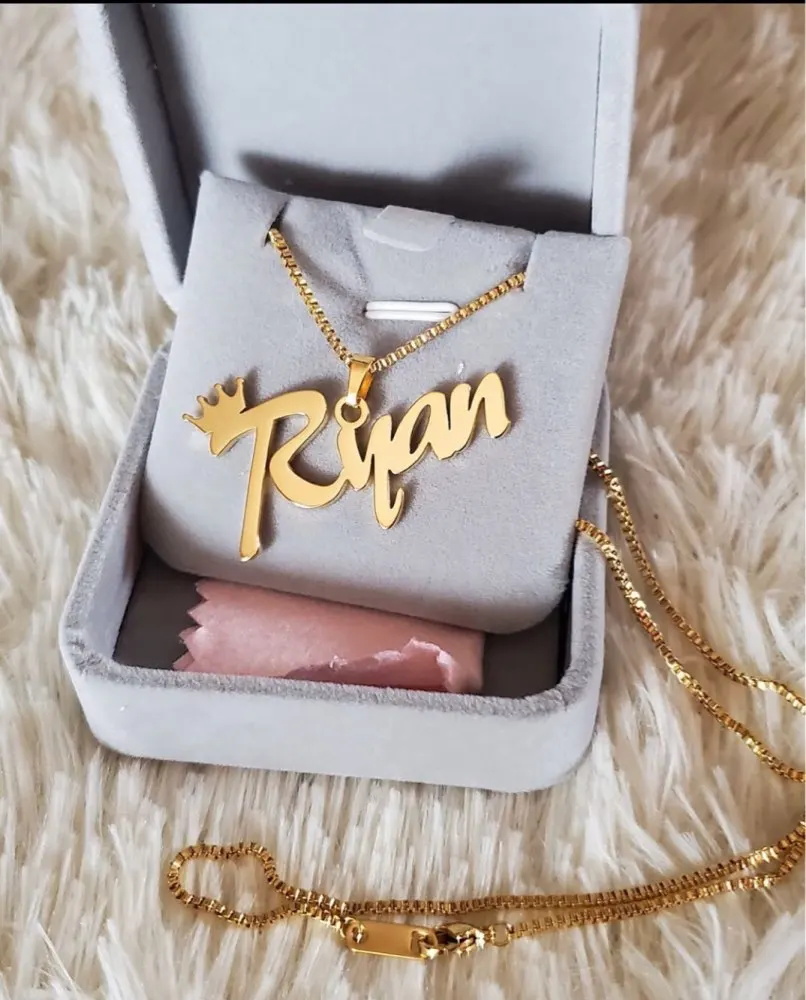 personalized-crown-and-name-custom-necklace-for-women-wedding-jewelry