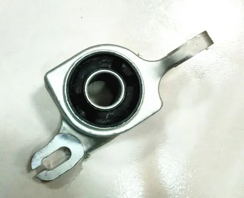 Car Spare Parts Lower Suspension Right Control Arm Bush Bushing ...