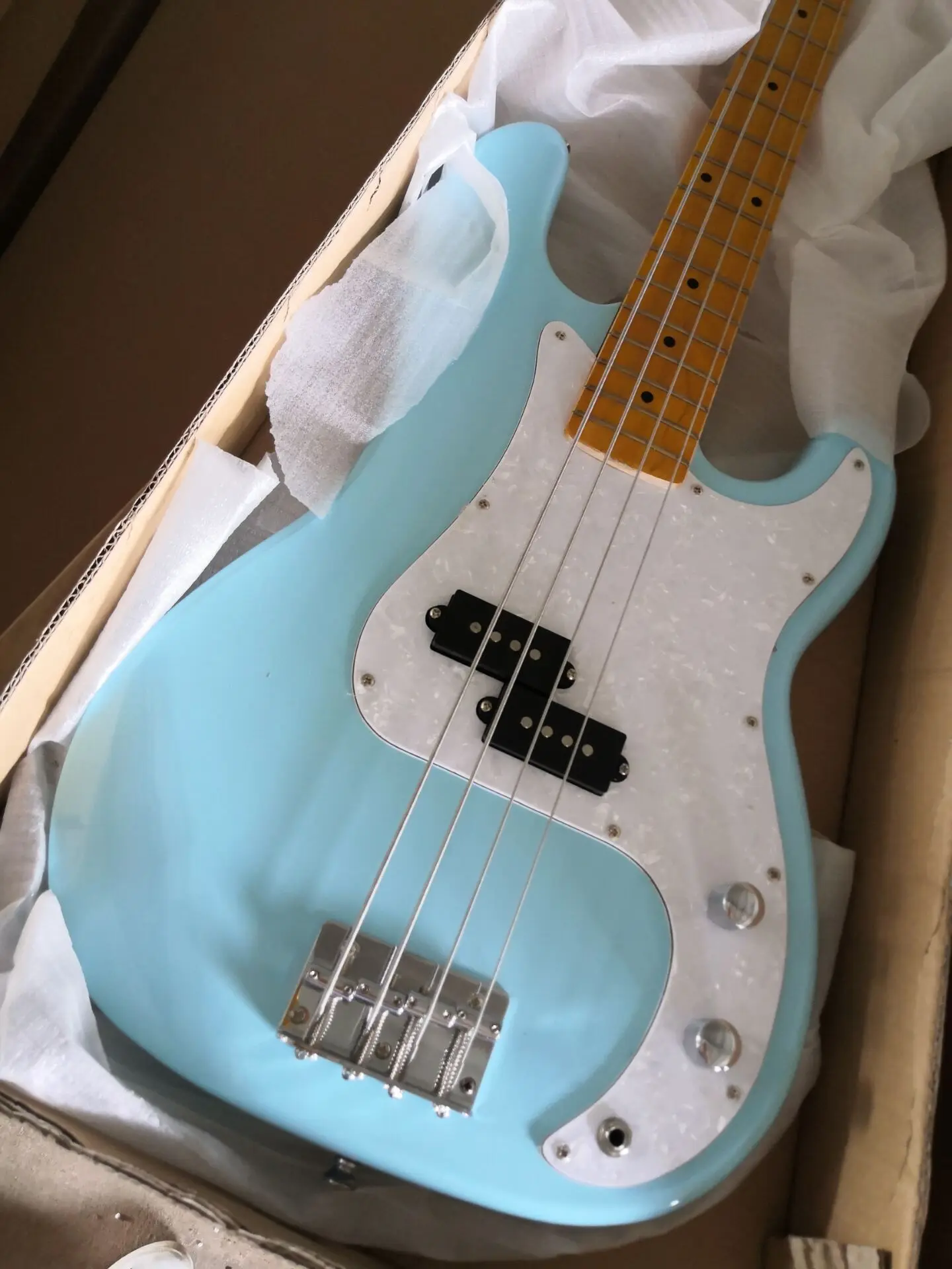 free-shipping-low-price-P-bass-top-quality-wholesale-4-string-Electric ...