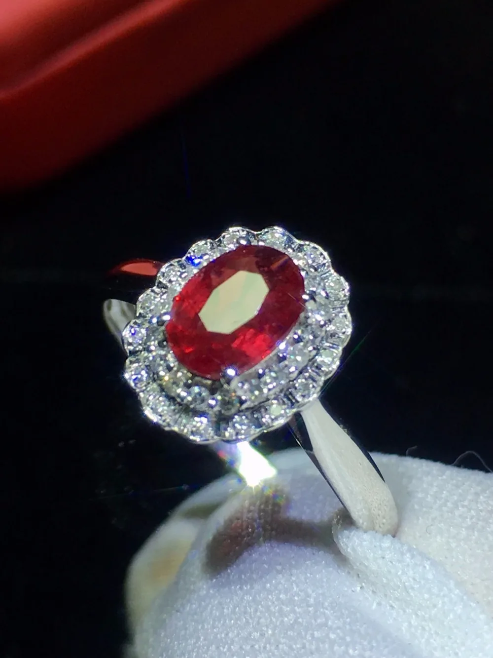 Хорошее ювелирное изделие из чистого 18 K Белый Золотой, Настоящее натуральное голубиное кроваво ...