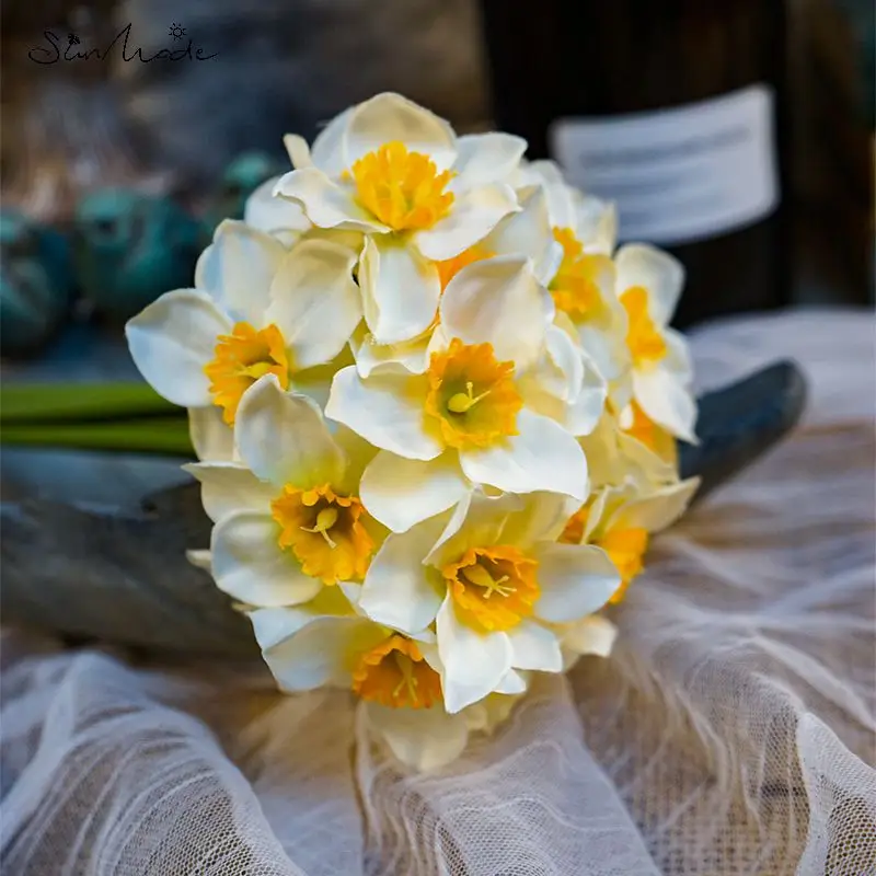 Daffodil wedding bouquet 60 photos - Astyledwedding.com