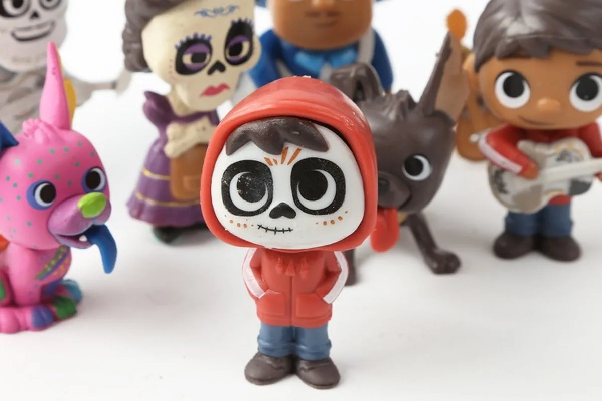 Best Offer Movie Coco Pixar Miguel Riveras Collectors Miguel/Ernesto De ...