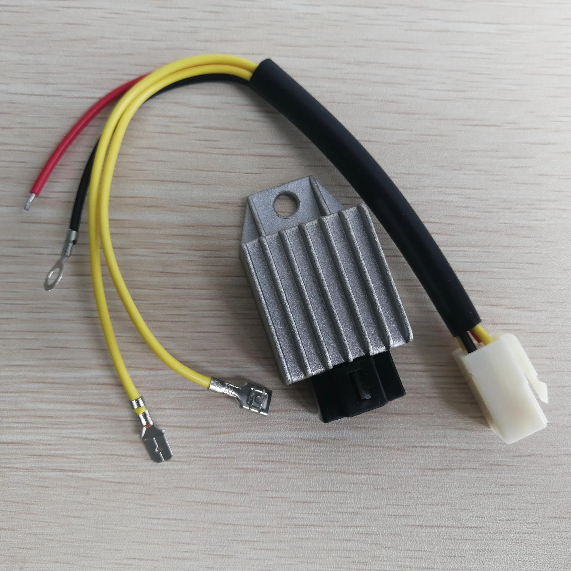 12V-VOLTAGE-REGULATOR-RECTIFIER-4-PINS-with-Cable-for-Vento-Phantom-r4i ...