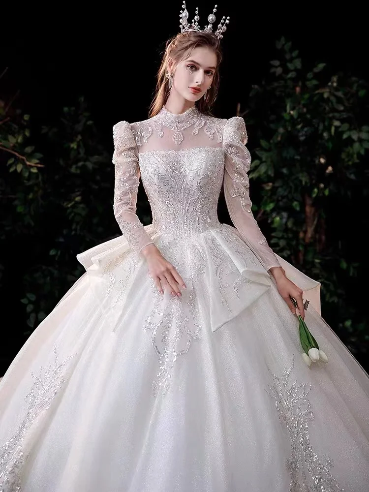 Vestidos-de-novia-champ-n-con-lentejuelas-cuello-alto-manga-larga ...