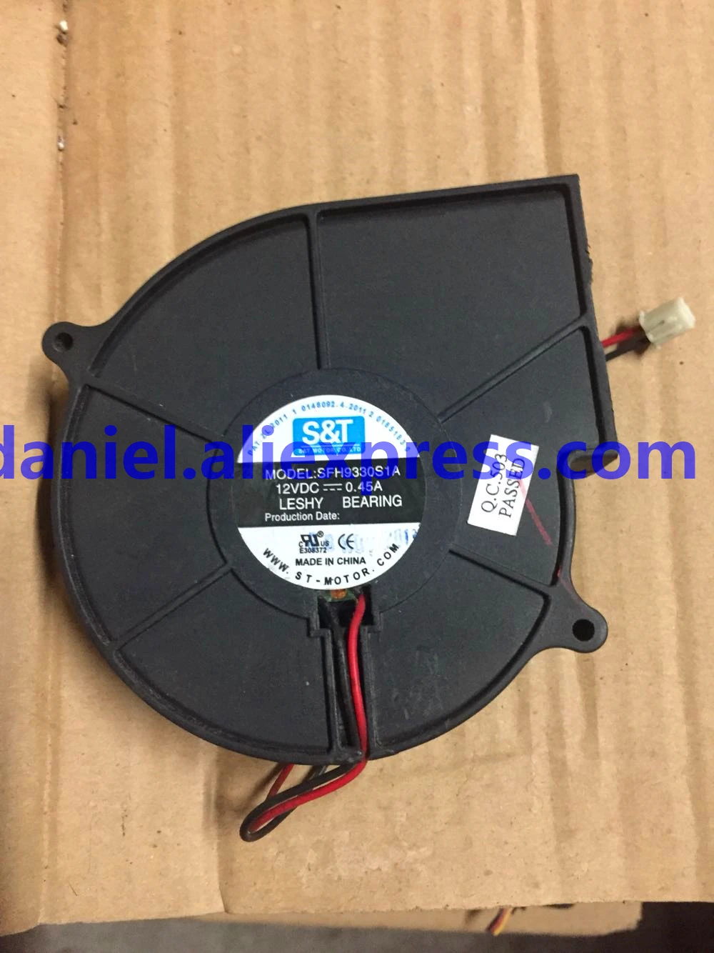 S&T SFH9330S1A 12V 0.45A 9330 blower cooling fan diagonal 9.7CM