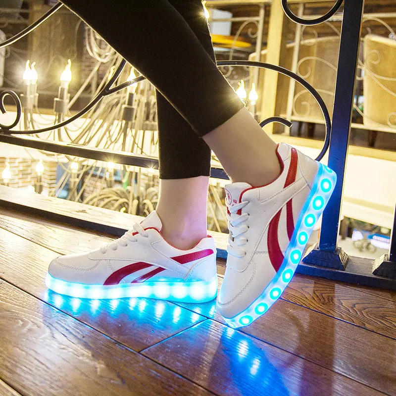 Светящиеся кроссовки для девочек; кроссовки с зарядкой через usb ...