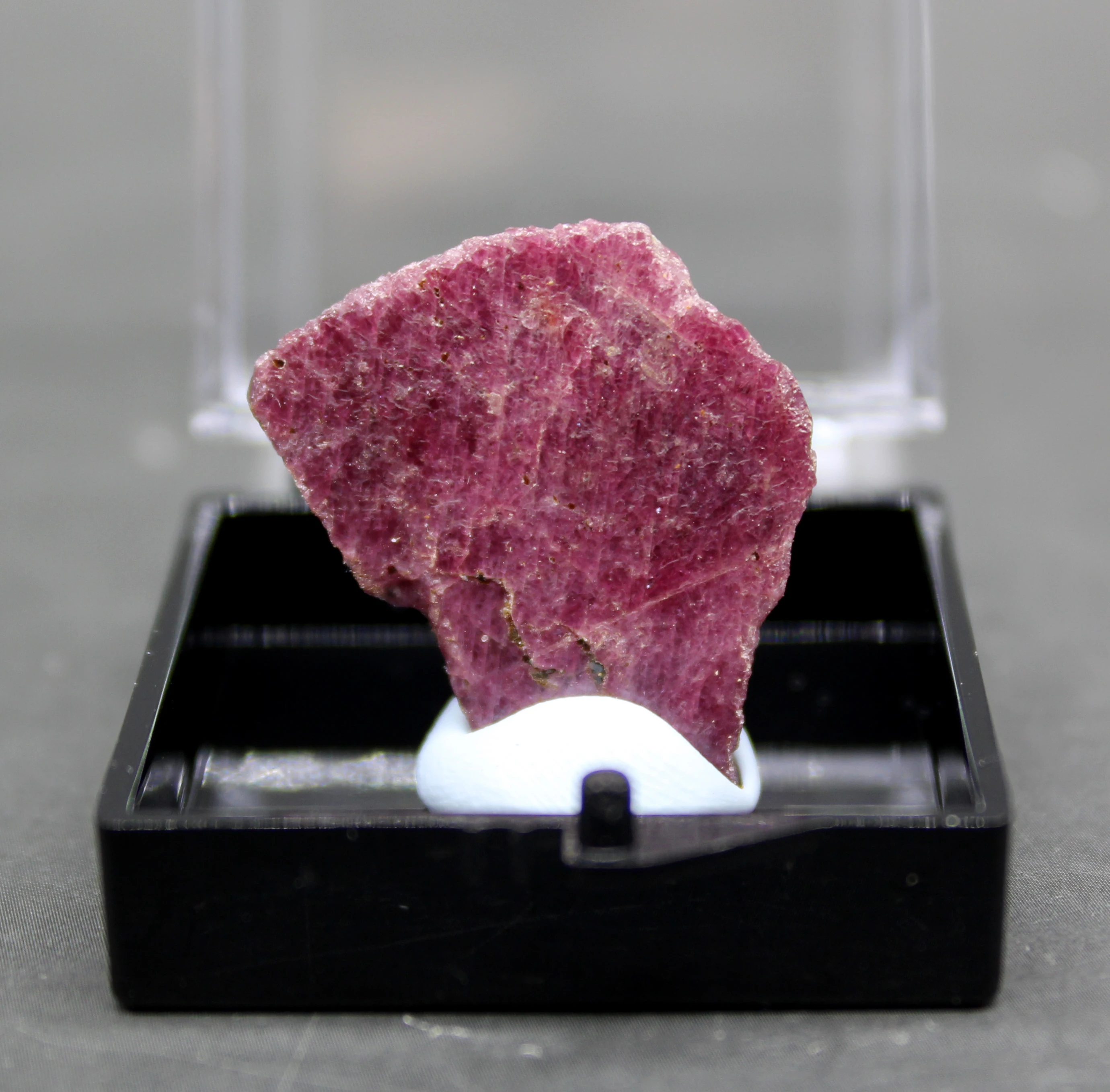100% Natural Madagascar Ruby Rough Mineral Specimen Stones And Crystals ...