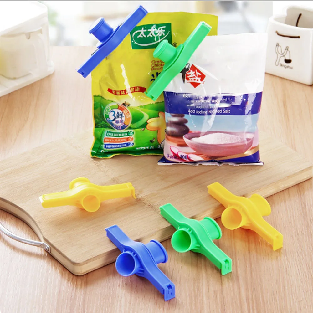 Discharge-nozzle-sealing-clip-moisture-proof-fresh-keeping-food-clip ...