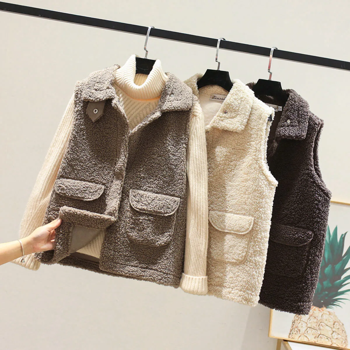 Fashion Autumn Fleece Vest Women Winter Cotton Short Vest Sleeveless ...